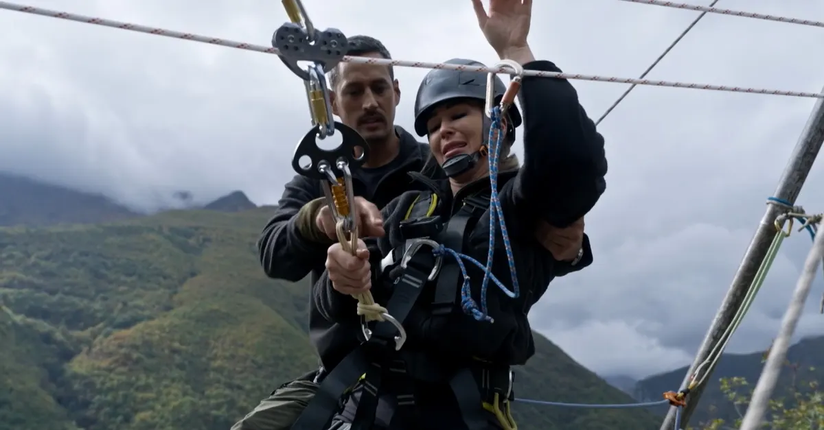 No Way Back VIPS: Deborah Luijendijk in paniek op zipline: "Haal me ...